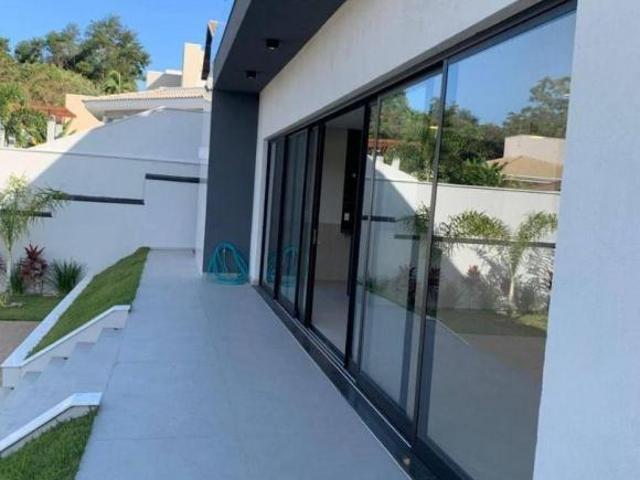 Residência de Alto Padrão à venda com Design Contemporâneo e Sofisticação no Portal do Paraiso 2 4