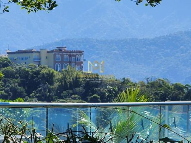 Residência de Alto Padrão à Venda com Vista Espetacular para o Mar Praia do Pulso em Ubatuba SP