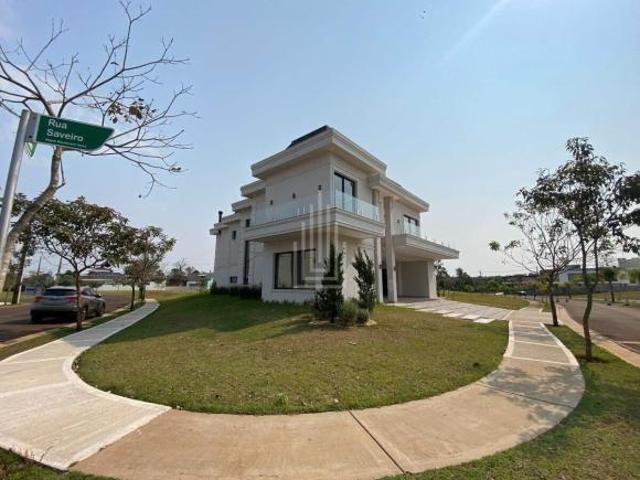 Residencia de alto padrão disponível para venda no Condominio Royal Boulevard Yacht Residence &amp