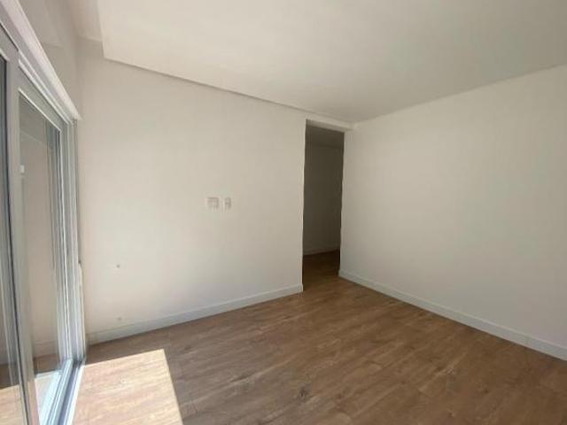 Residência de Alto Padrão em Bairro Nobre com 4 Suítes e 260m² Privativos