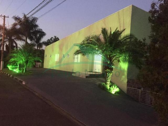 Residência de Alto Padrão em Condomínio Fechado