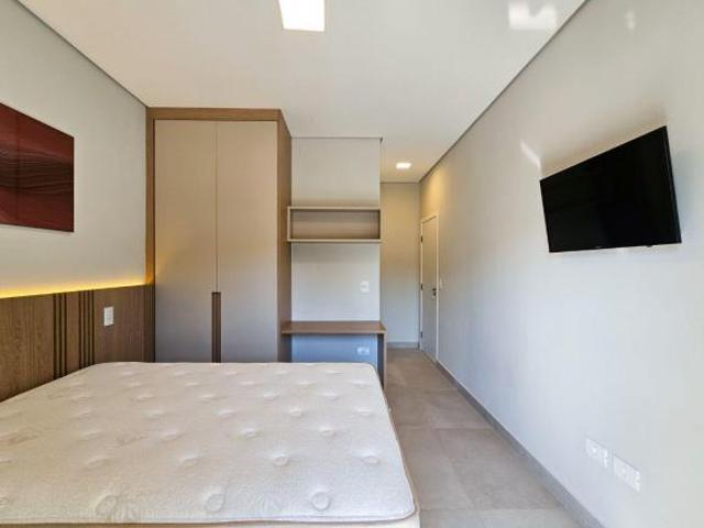 Residência de Luxo: Conforto e Elegância em Cada Detalhe!