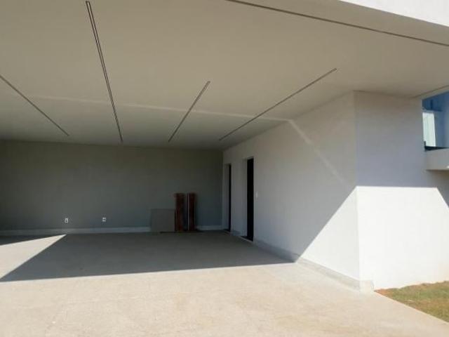 Residência de Luxo no Condomínio Alphaville Nova Esplanada 4