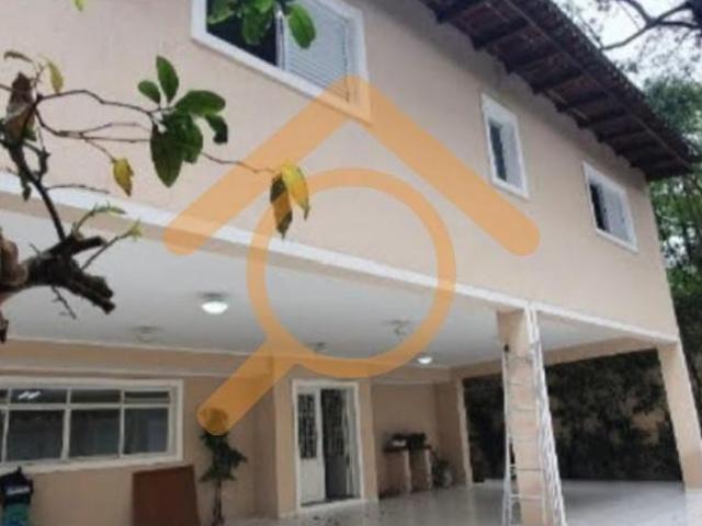 Residência de luxo no Jardim Marajoara: Casa com 4 quartos, 4 suítes, 6 banheiros, 8 vagas de garage