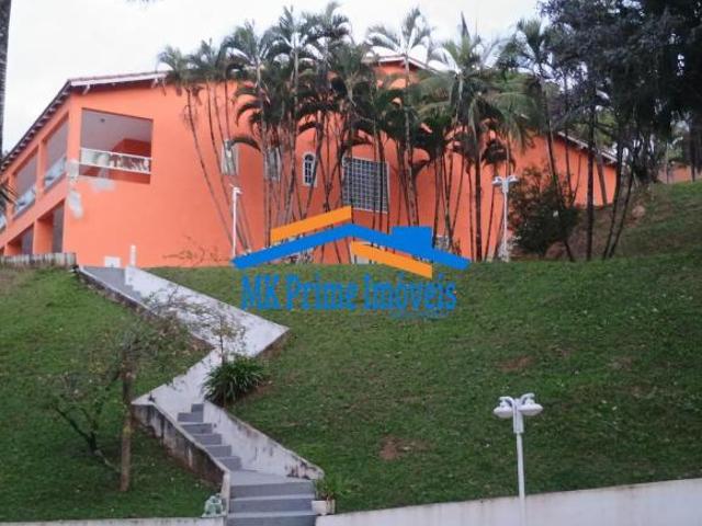 Residência de 1.100 m² em Santana de Parnaíba