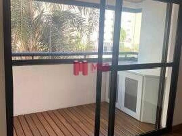 Residência Distinta no Condomínio Edifício Manacá, Perdizes