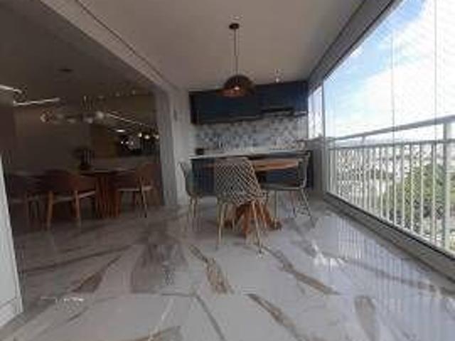 Residência Distinta no Condomínio Edifício Pérola, Pirituba