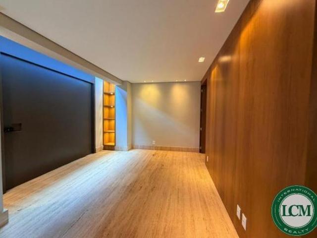 Residência Exclusiva à Venda ou Locação Alphaville Residencial 1