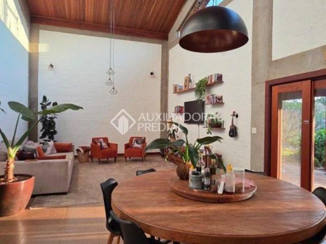 Residência Exclusiva Conforto, Amplitude e Sofisticação junto a natureza!
