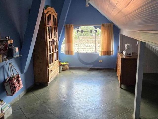 Residência Exclusiva no Batel | 418 m² | 4 Quartos