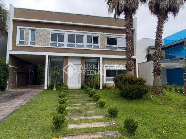 Residência Exclusiva no Central Park Sofisticação, Espaço e Imponência
