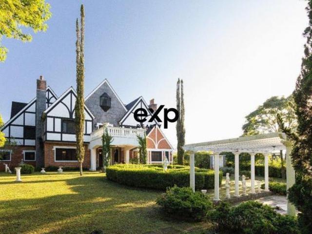 Residência Inglesa luxuosa na Região Metropolitana de Curitiba