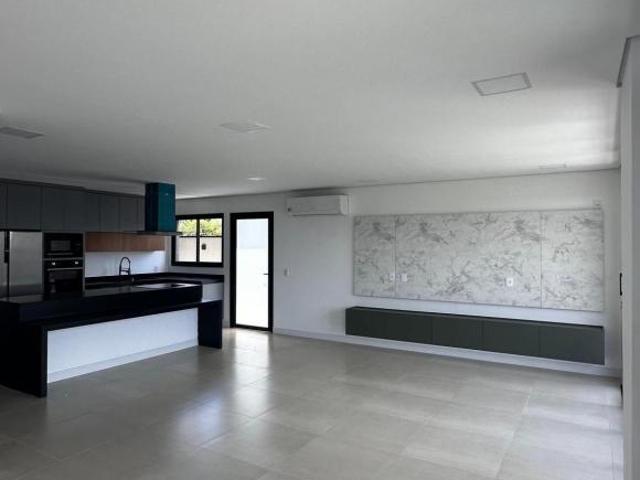 Residência Sofisticada com 4 Suítes e Piscina em Itupeva – Ibi Aram II