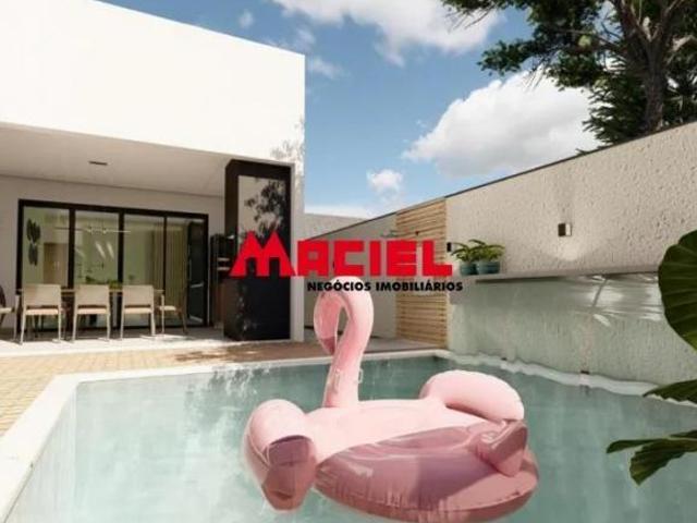 Residência Térrea de Alto Padrão com Piscina e Área Gourmet no Terras do Vale!