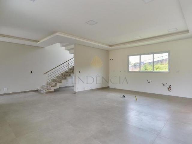 Residência triplex em Condomínio com 3 SUÍTES, 213 m2 à venda, PILARZINHO, CURITIBA PR