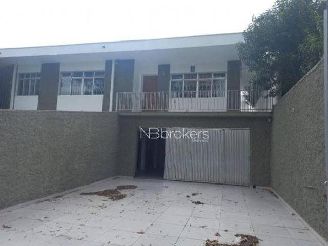 RESIDÊNCIA VERSÁTIL A 1 QUADRA DA AV. DAS TORRES!