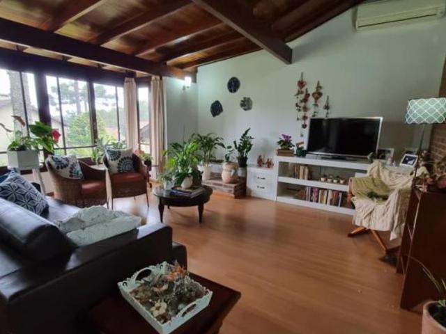Residência 3 dormitórios Bairro Parque das Hortênsias