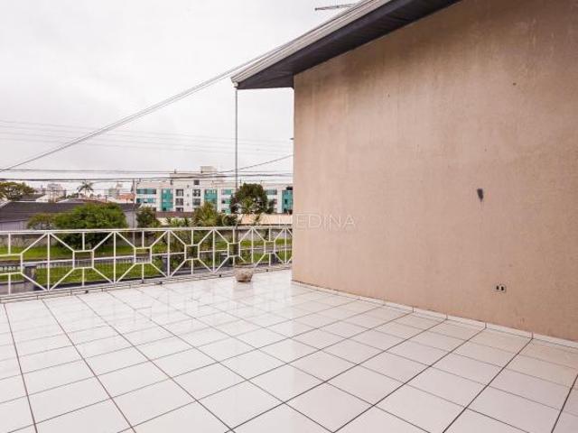 Casa no Tarumã | 3 Quartos 1 Suíte c/ Hidro, Edí