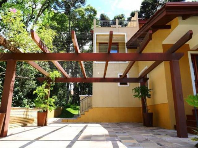 Residência 4 dormitórios Bairro Reserva da Serra
