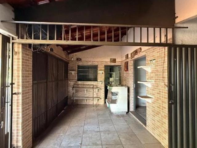 Residencia/comercio, Setor Sul, Ituiutaba, MG