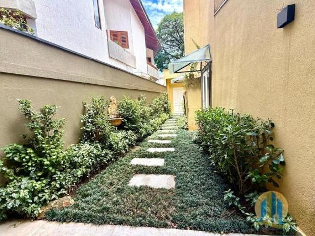 Residencial 3 Casa à venda no bairro Alphaville Santana de Parnaíba/SP