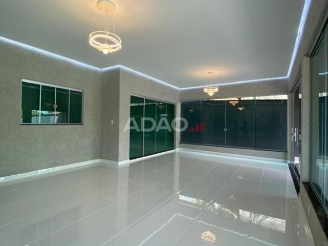 Residencial Três Marias Casa Moderna 200m² com 3 Quartos e Área Gourmet em Lote de 360m² Casa de R