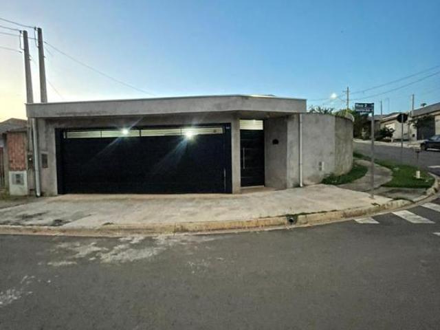 Residencial Vida Nova Tatuí: Casa à venda com 2 quartos, 2 salas, 2 banheiros, 2 vagas e 70m² de áre