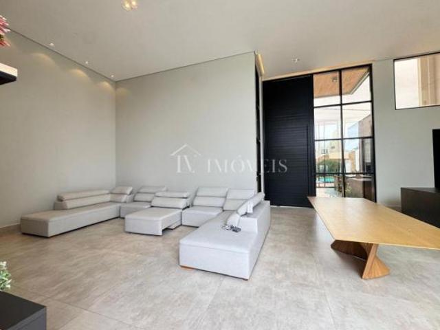 Residencial Alameda dos Ipês – 400 m² de Terreno | 280 m² Construídos | 3 Suítes | Piscina Aquecida