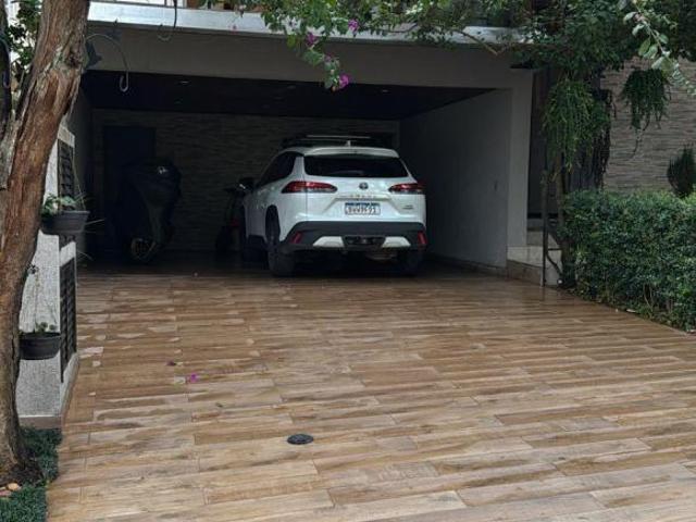 Residencial Alphaville 11 3 Dormitórios 3 Suítes 4 Vagas 2 Salas