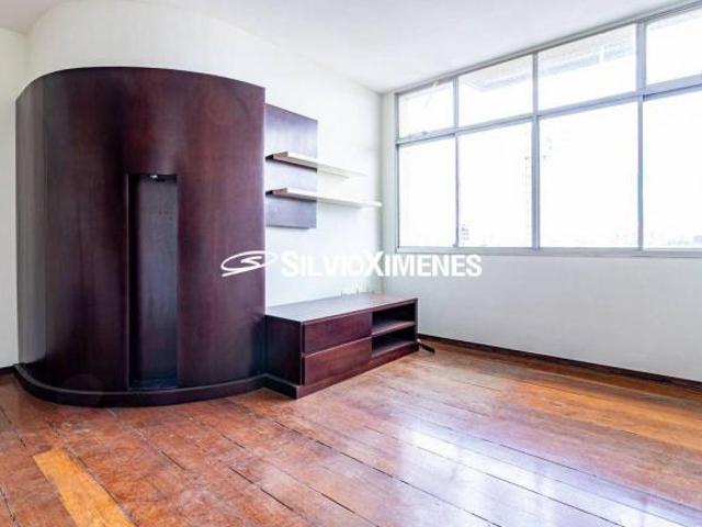 Residencial › Apartamento no Funcionários com 195,00 M², 4 quartos e 2 vagas para Venda