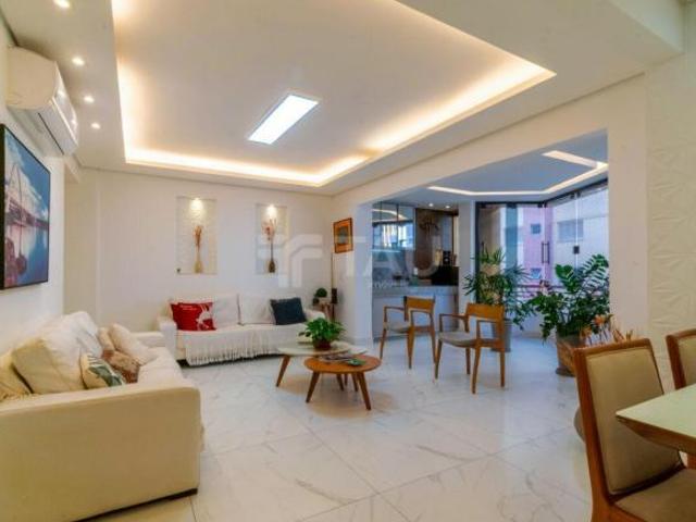 Residencial Araucárias Águas Claras 4 Quartos Reformado