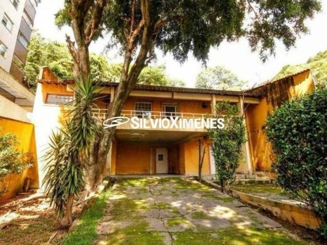 Residencial › Casa no Buritis com 359,00 M², 3 quartos e 6 vagas para Venda