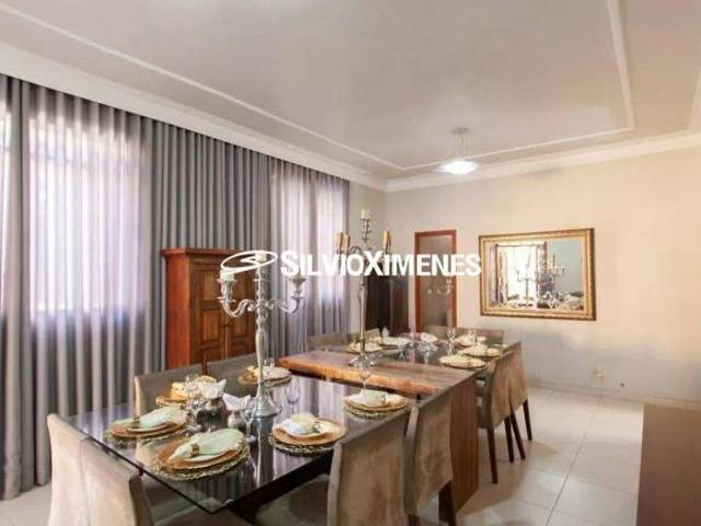 Residencial › Casa no Calafate com 448,00 M², 4 quartos e 4 vagas para Venda