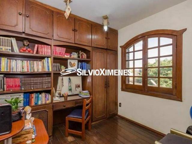 Residencial › Casa no Calafate com 460,00 M², 4 quartos e 3 vagas para Venda