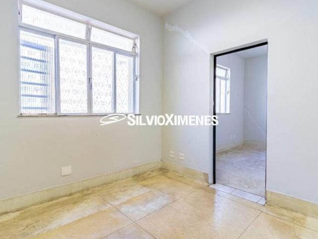 Residencial › Casa no Calafate com 198,00 M², 5 quartos e 5 vagas para Venda