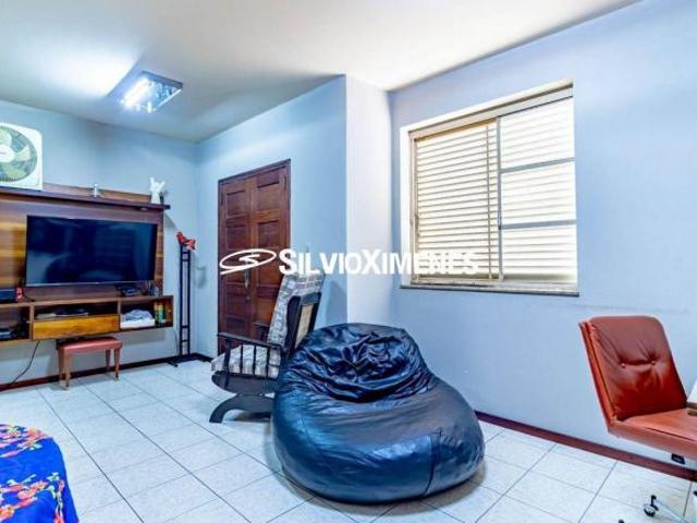 Residencial › Casa no Carlos Prates com 772,00 M², 6 quartos e 6 vagas para Venda