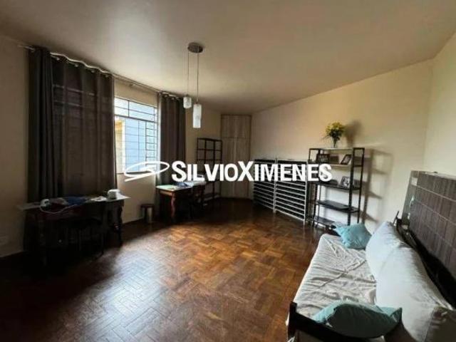 Residencial › Casa no Colégio Batista com 368,00 M², 9 quartos e 3 vagas para Venda