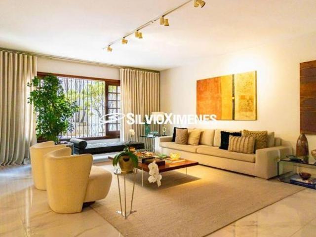Residencial › Casa no Coração de Jesus com 510,00 M², 4 quartos e 4 vagas para Venda