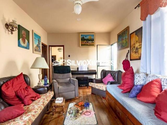 Residencial › Casa no Grajaú com 293,00 M², 4 quartos e 4 vagas para Venda