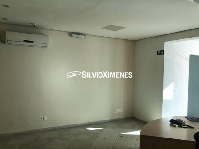 Residencial › Casa no Padre Eustáquio com 272,00 M², 8 quartos e 6 vagas para Venda