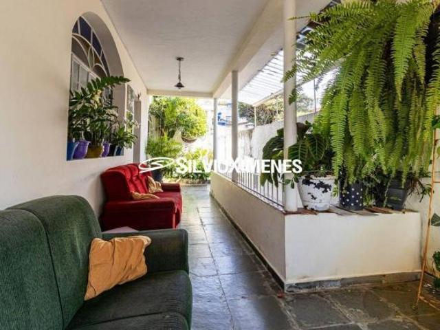 Residencial › Casa no São Lucas com 400,00 M², 3 quartos e 1 vagas para Venda