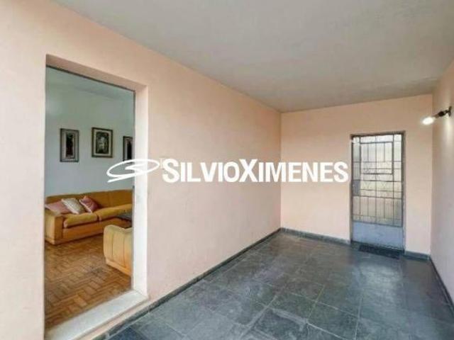 Residencial › Casa no Santa Efigênia com 350,00 M², 5 quartos e 2 vagas para Venda