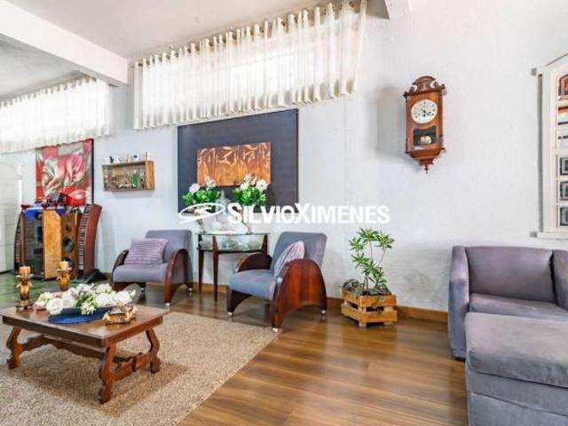 Residencial › Casa no Santa Lúcia com 490,00 M², 4 quartos e 4 vagas para Venda