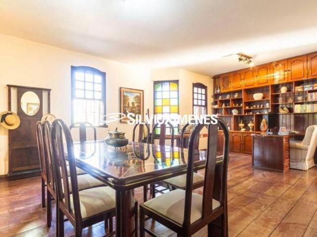 Residencial › Casa no Santa Lúcia com 720,00 M², 5 quartos e 4 vagas para Venda