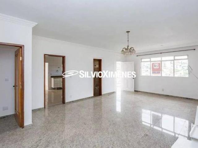 Residencial › Casa no Santa Lúcia com 280,00 M², 5 quartos e 4 vagas para Venda