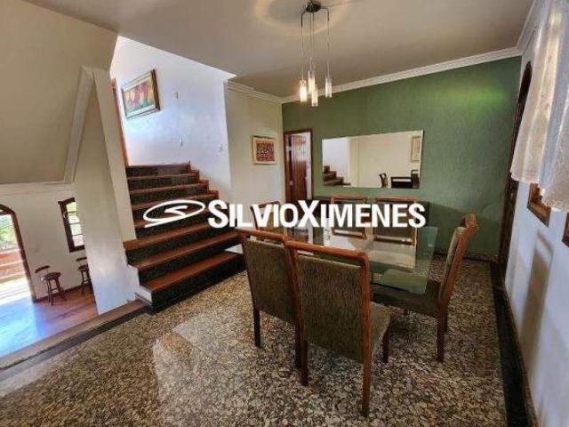 Residencial › Casa no Santa Lúcia com 360,00 M², 5 quartos e 5 vagas para Aluguel, Venda