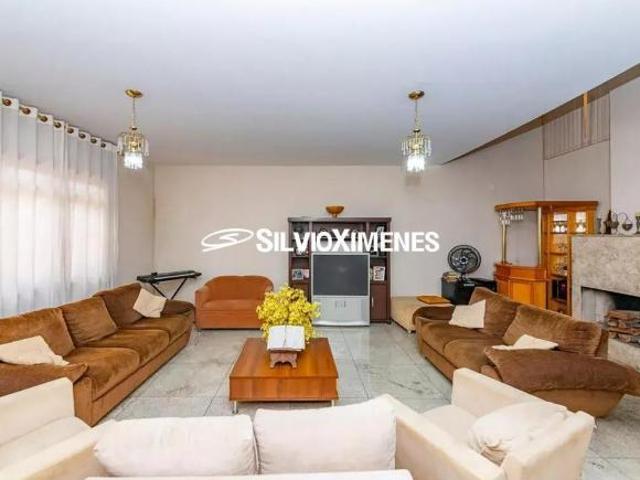 Residencial › Casa no Santa Lúcia com 389,00 M², 5 quartos e 2 vagas para Venda