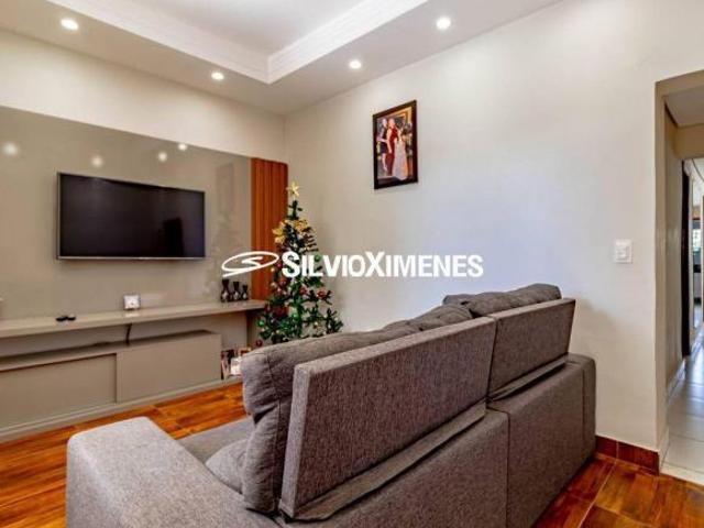 Casa com 3 quartos à Venda, Santa Tereza Belo Horizonte