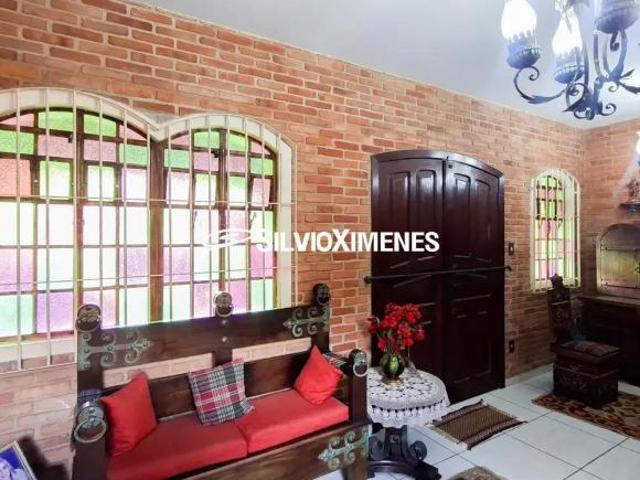 Residencial › Casa no Santa Tereza com 328,00 M², 5 quartos e 3 vagas para Venda