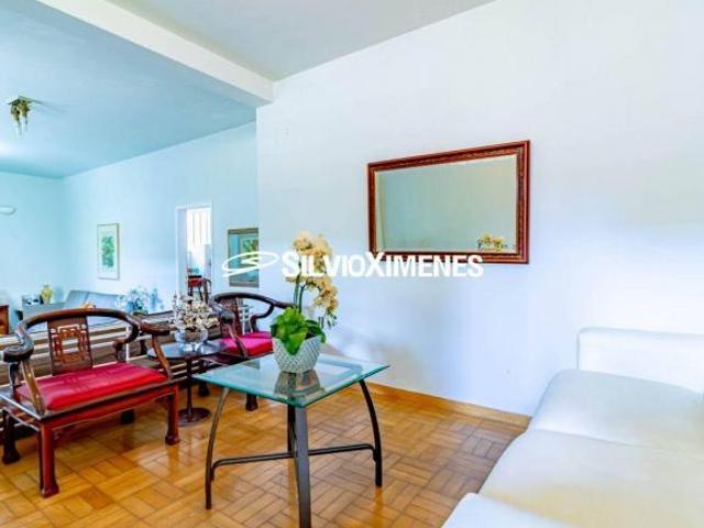 Residencial › Casa no Santo Antônio com 241,00 M², 4 quartos e 2 vagas para Venda